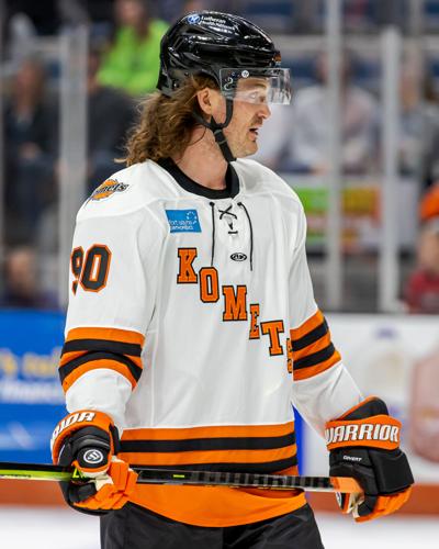 Short-handed Komets, using 8 defensemen, show grit in building 2-goal ...