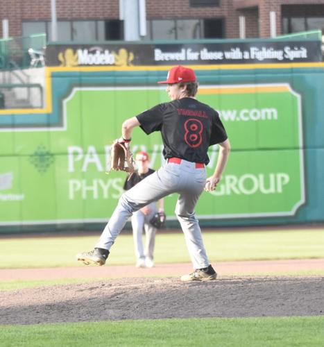 Legends notch first win in 10-inning thriller behind Hoover | High ...