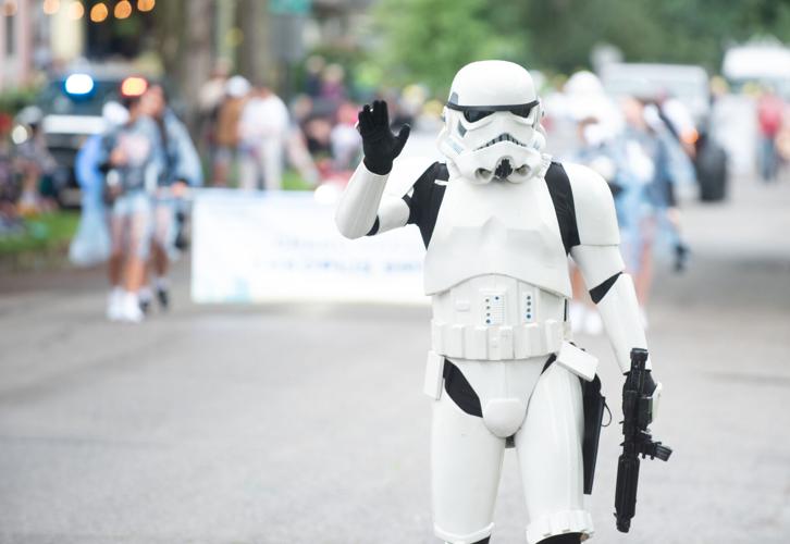 Art takes center stage at festival parade | Local | journalgazette.net