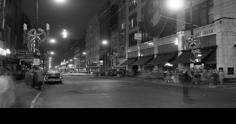 Nov. 27, 1957: Downtown Christmas lights lit | Living | journalgazette.net