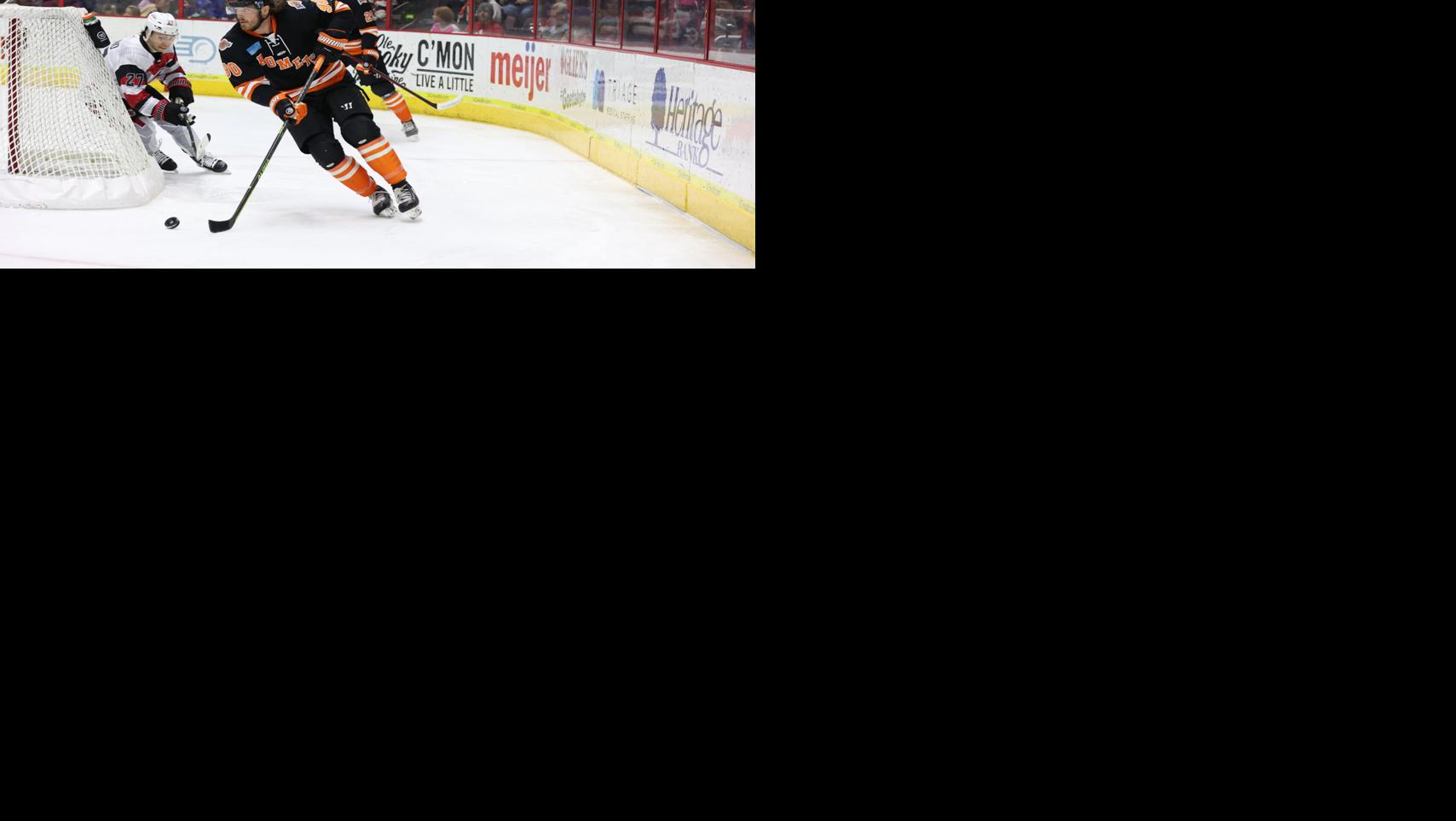 Komets score 4 unanswered goals to defeat Cyclones, as Winquist ...
