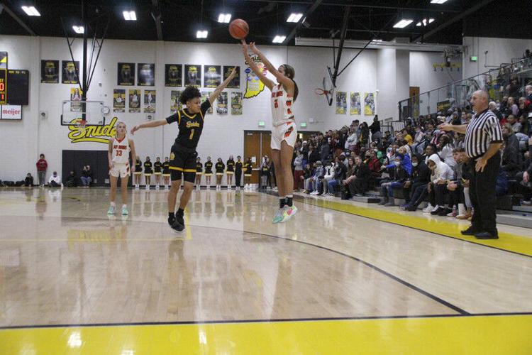 Newcomer leads way for Snider | Sports | journalgazette.net
