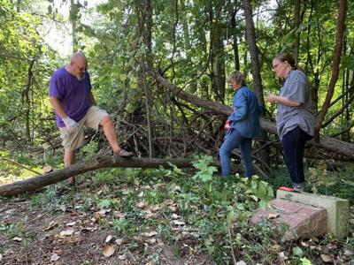 Volunteers tend to neglected cemetery | Local | journalgazette.net