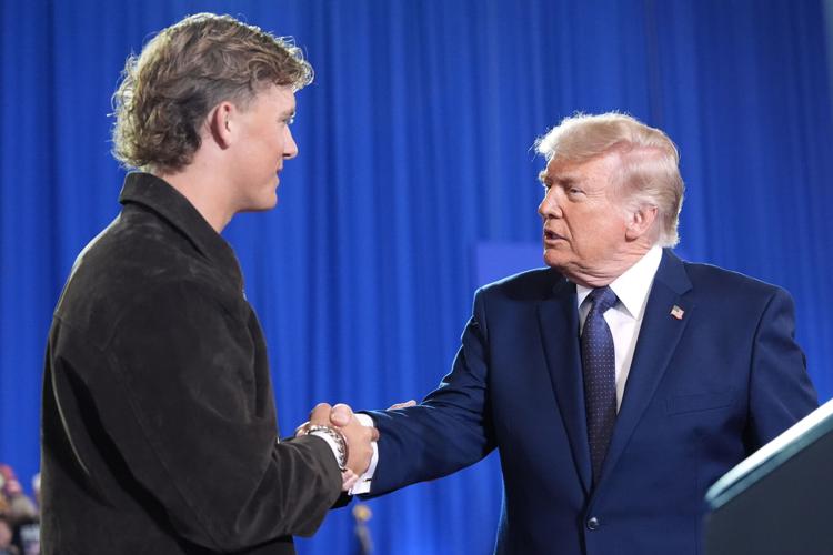 Giants' Carter felt need to call out Dart to show he is against Trump ...
