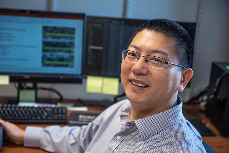 Purdue Fort Wayne associate professor talks AI at Rotary Club meeting ...
