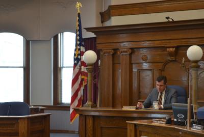 Huntington mayor to run for reelection as independent | Political ...