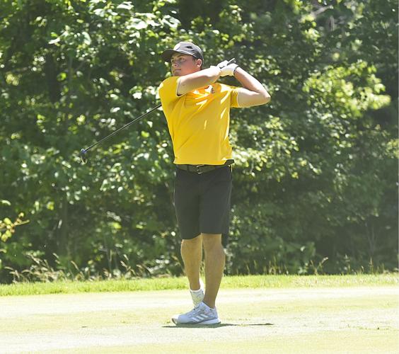 Hicks, Leo still in contention after first day of golf state finals ...