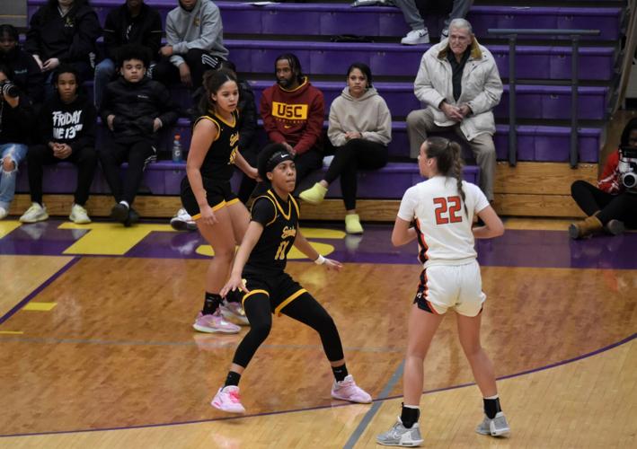 Saturday Gallery: Girls Basketball Regionals, Snider vs. Harrison ...