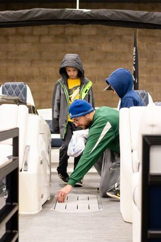 Boat show docks in Fort Wayne, attracts 8,000 | Local | journalgazette.net