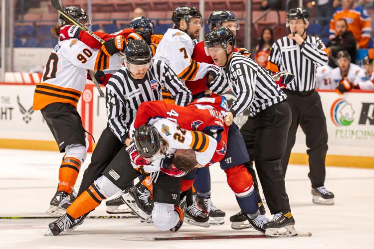 Komets' defensive gem wasted: 3rd-period ruckus sets up late power-play ...