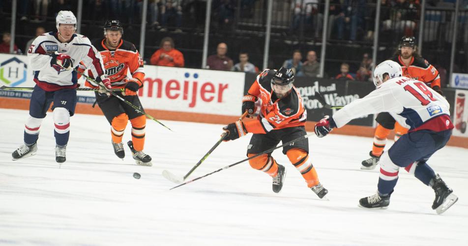 Comets (aka Komets) get into playoffs with a thud; 3-0 loss home loss ...