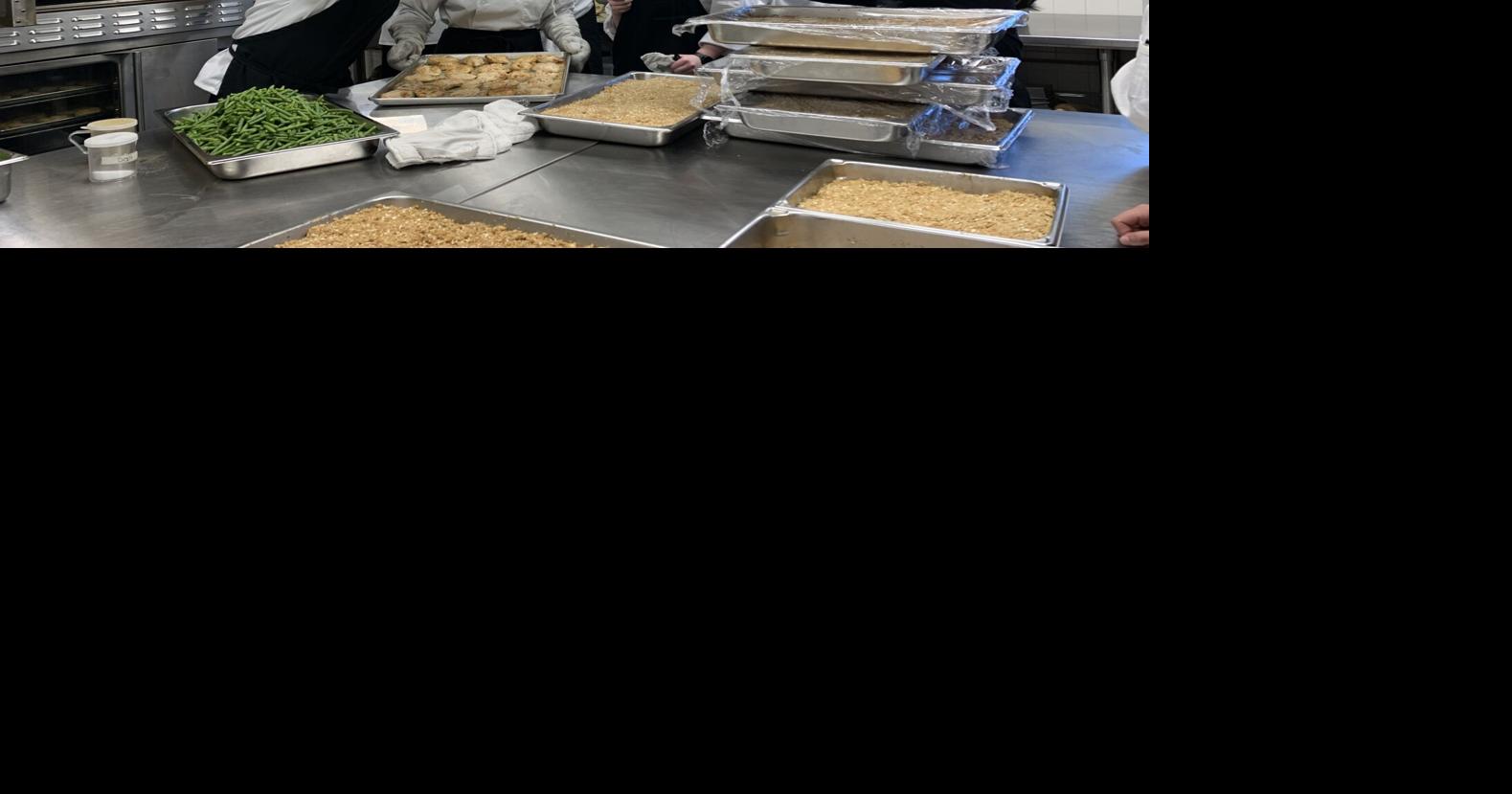 FWCS Career Academy students dish up Thanksgiving feast | Schools ...