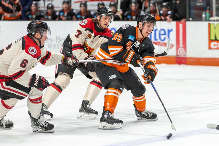 Resilient Komets salvage a standings point, still in playoff hunt ...