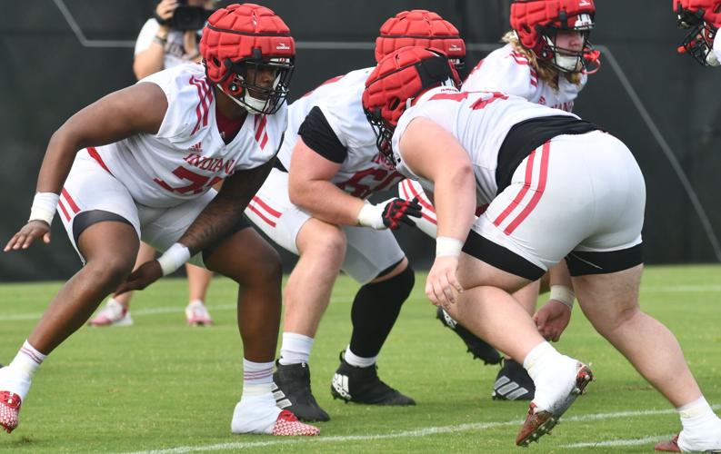 Indiana offensive line ready to wipe away struggles | IU ...