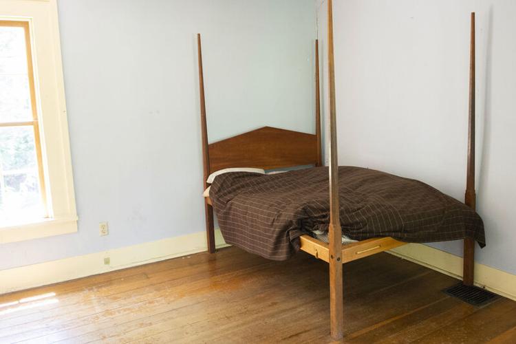 Miami share their ribbonwork at historic home | Local | journalgazette.net