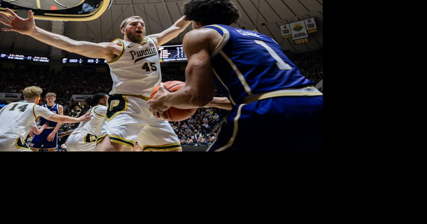 Hot shooting first half leads Boilers over Huskies | Purdue ...
