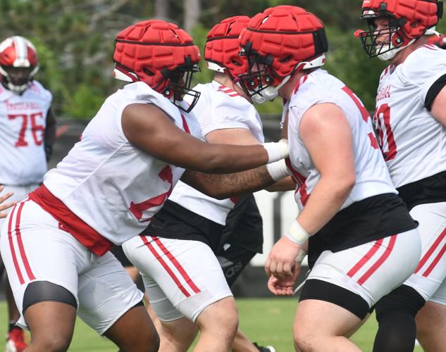 Indiana offensive line ready to wipe away struggles | IU ...