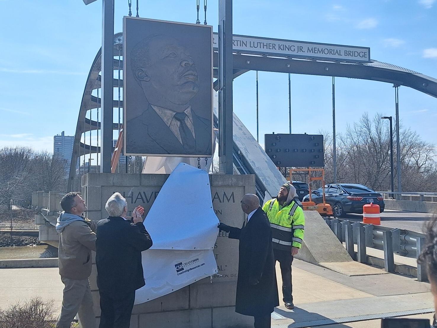 Fort Wayne unveils new MLK Jr. Bridge plaques | Downtown ...