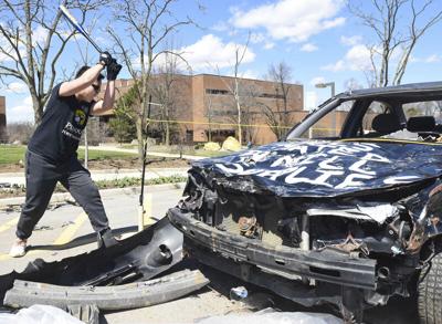 Car beaten for good cause | Local | journalgazette.net