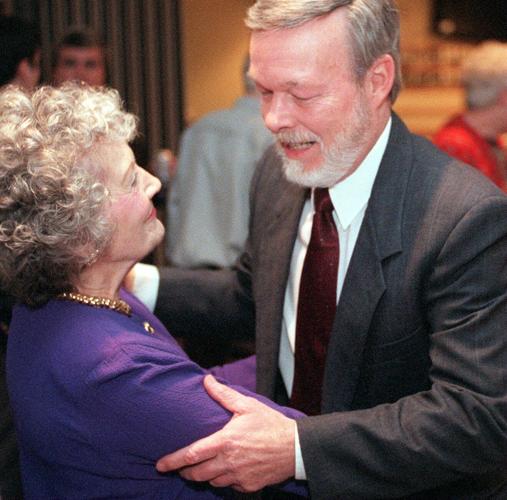 Former New Haven Mayor Lynn Shaw dies at age 88 | Local Government ...