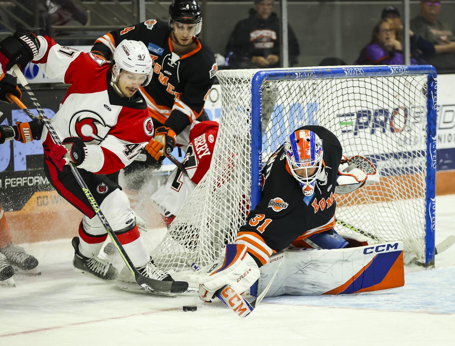 Ryan Fanti back with Komets, who are trying to sign enforcer Daniel ...
