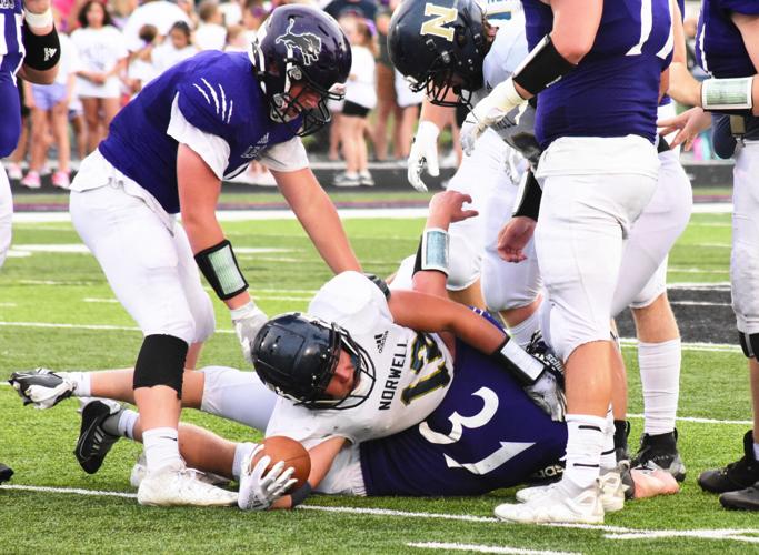 Friday gallery: Norwell, Leo clash in football, Knights win 27-0 ...