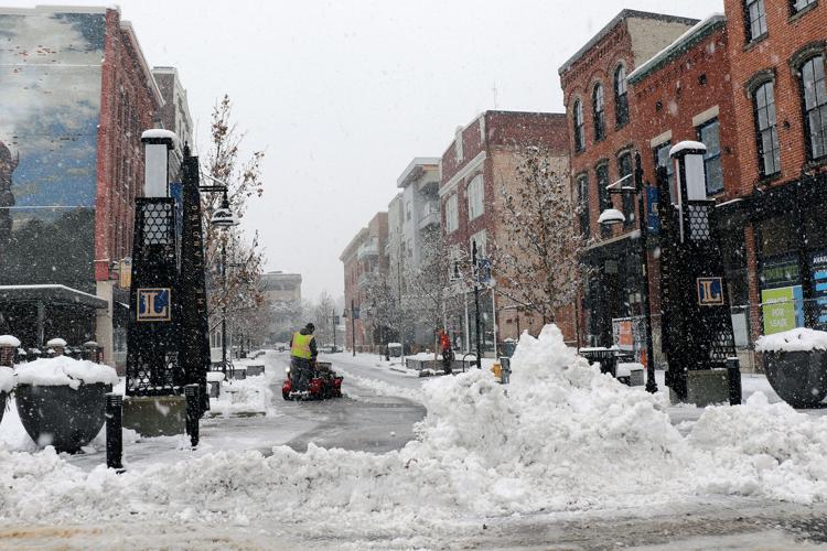 Heavy snow blankets area; storm system dumps more than 6 inches | Local ...
