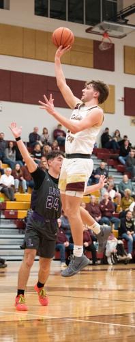 Columbia City sneaks past Leo to claim share of NE8 title | High ...