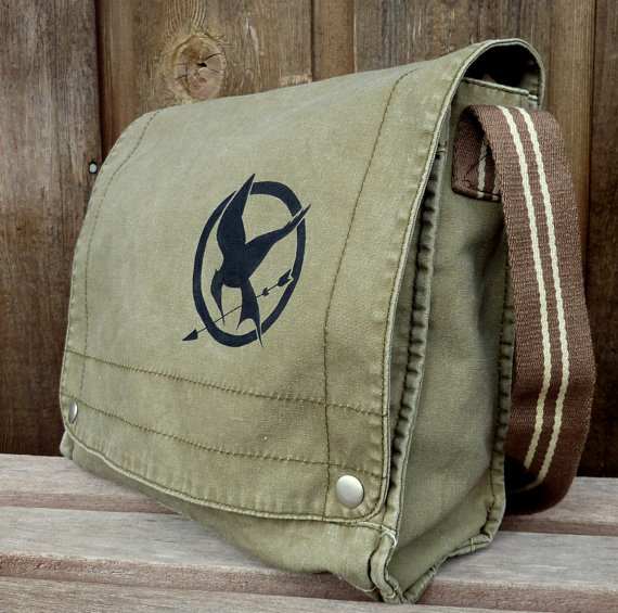 Etsy's gift finder searches Facebook friends' interest to find unique ...