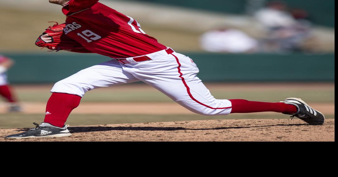 Freshman Kyle Perry shows flashes of his potential as Huskers complete ...