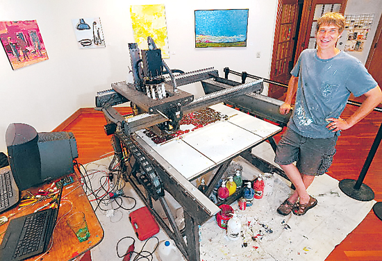 L. Kent Wolgamott: Vangobot is an amazing painting machine