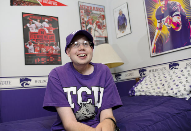 Cindy Lange-Kubick: Horned Frog in a Sea of Red, and the kindness of ...