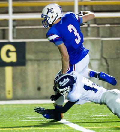 Prep football preview: Crusaders' Bubak on the move