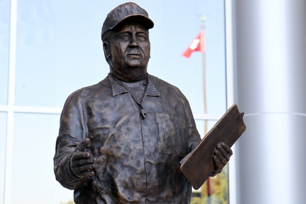 Recruiting flashback: Devaney 'got it'