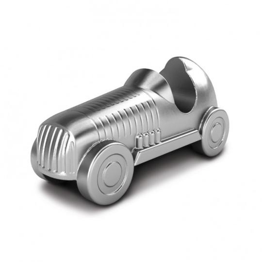 Photos: Classic Monopoly tokens