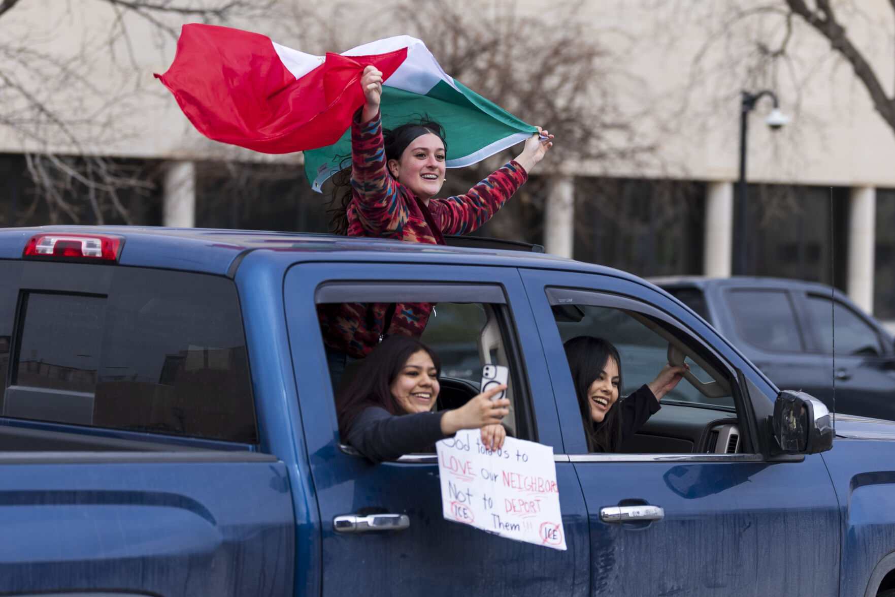 Lincoln students protest ICE at Nebraska Capitol