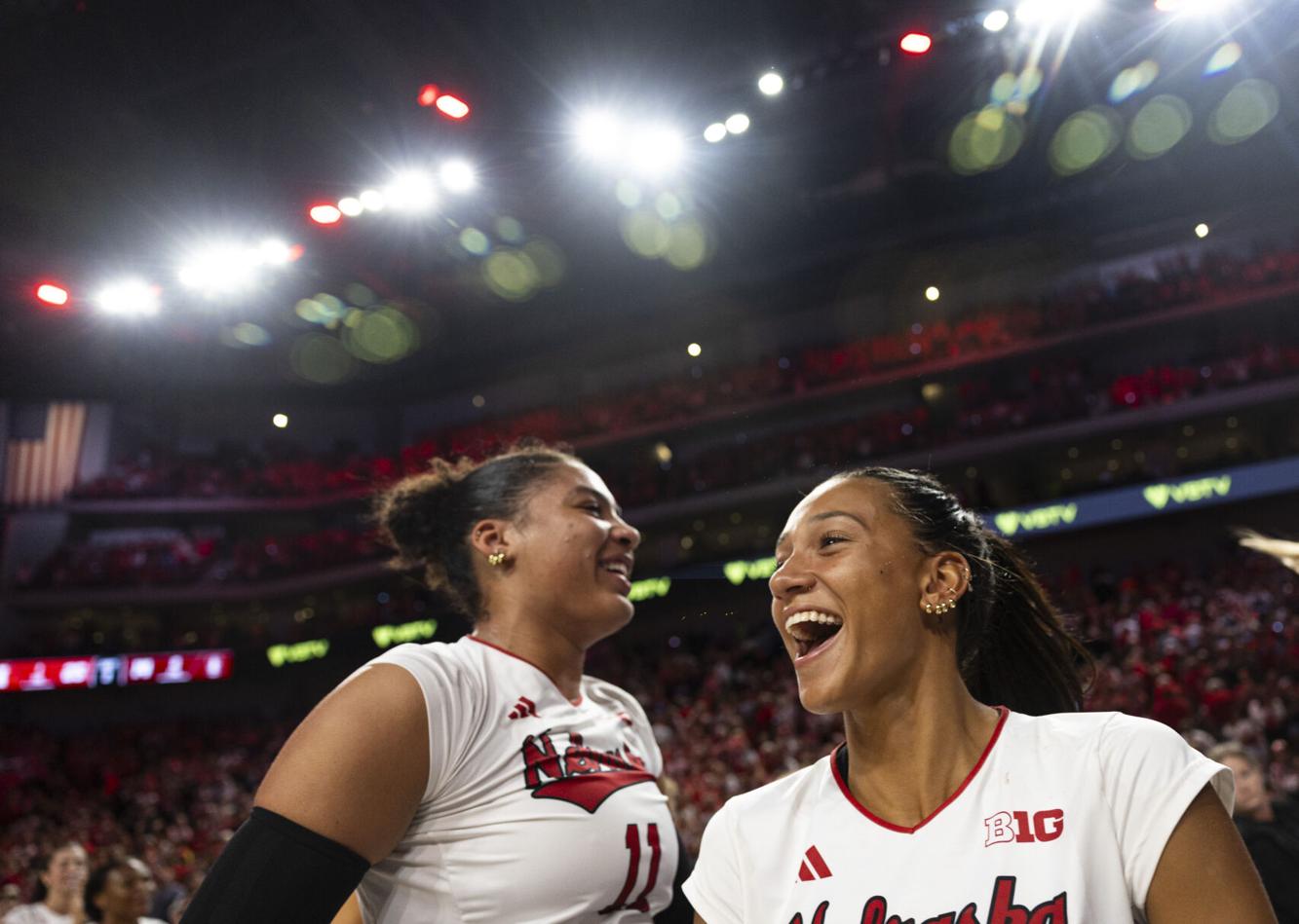 Nebraska volleyball sweeps Stanford: Match recap