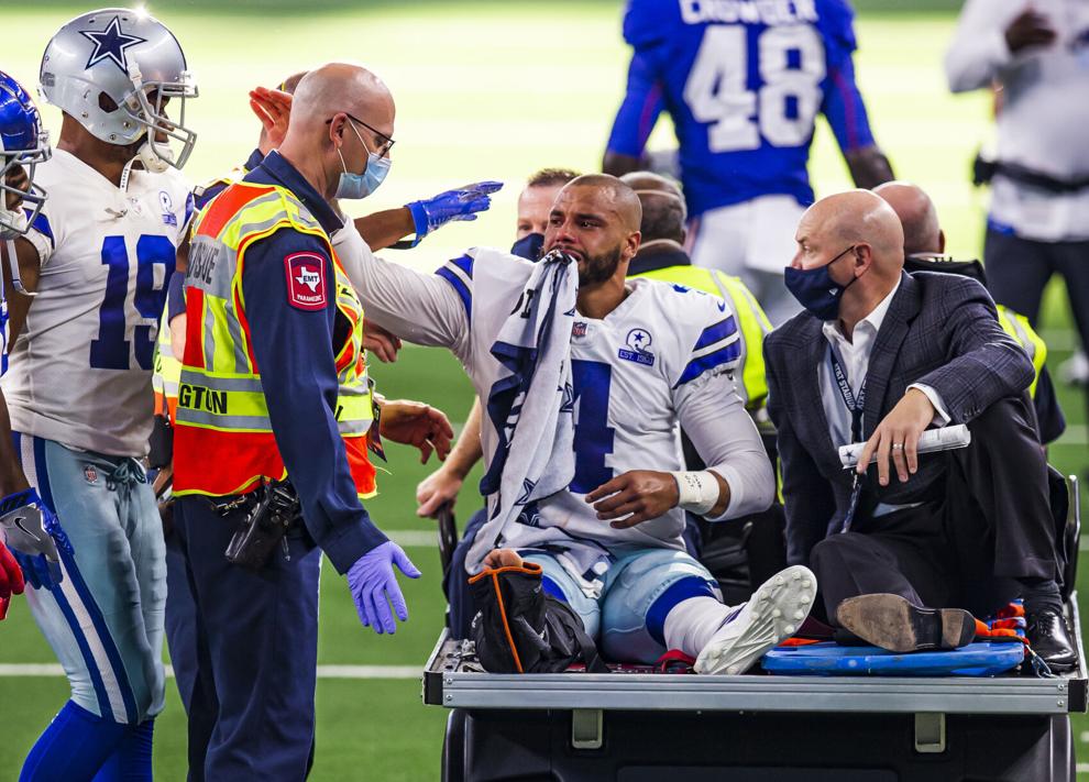 Cowboys QB Dak Prescott suffers season-ending leg injury