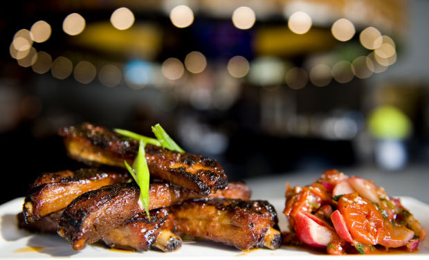 Review: Gate 25 combines bar atmosphere, un-barlike menu