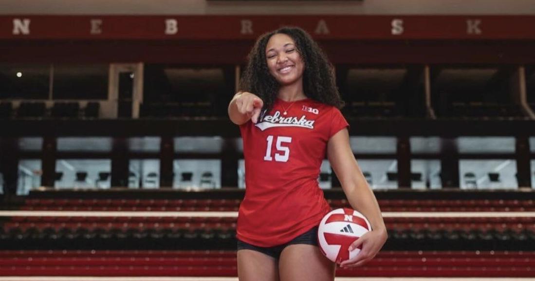 Nebraska volleyball gets commitment from middle blocker Manaia Ogbechie