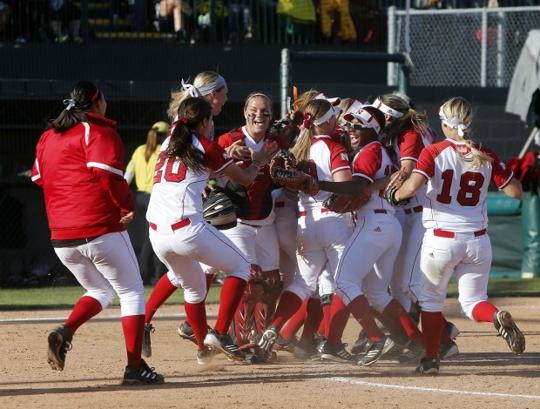 Husker softball team punches ticket to World Series | Softball ...