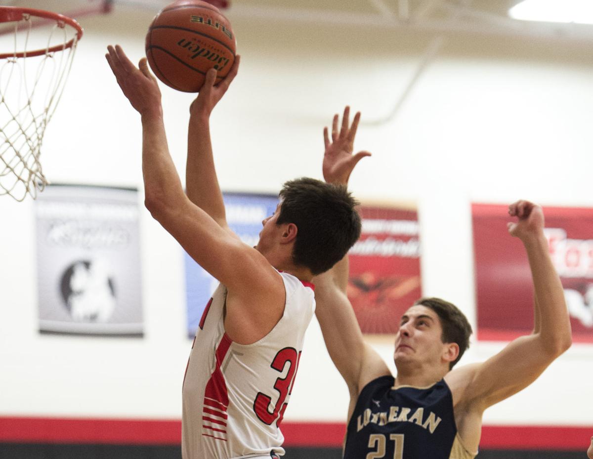 Boys hoops roundup, 2/8