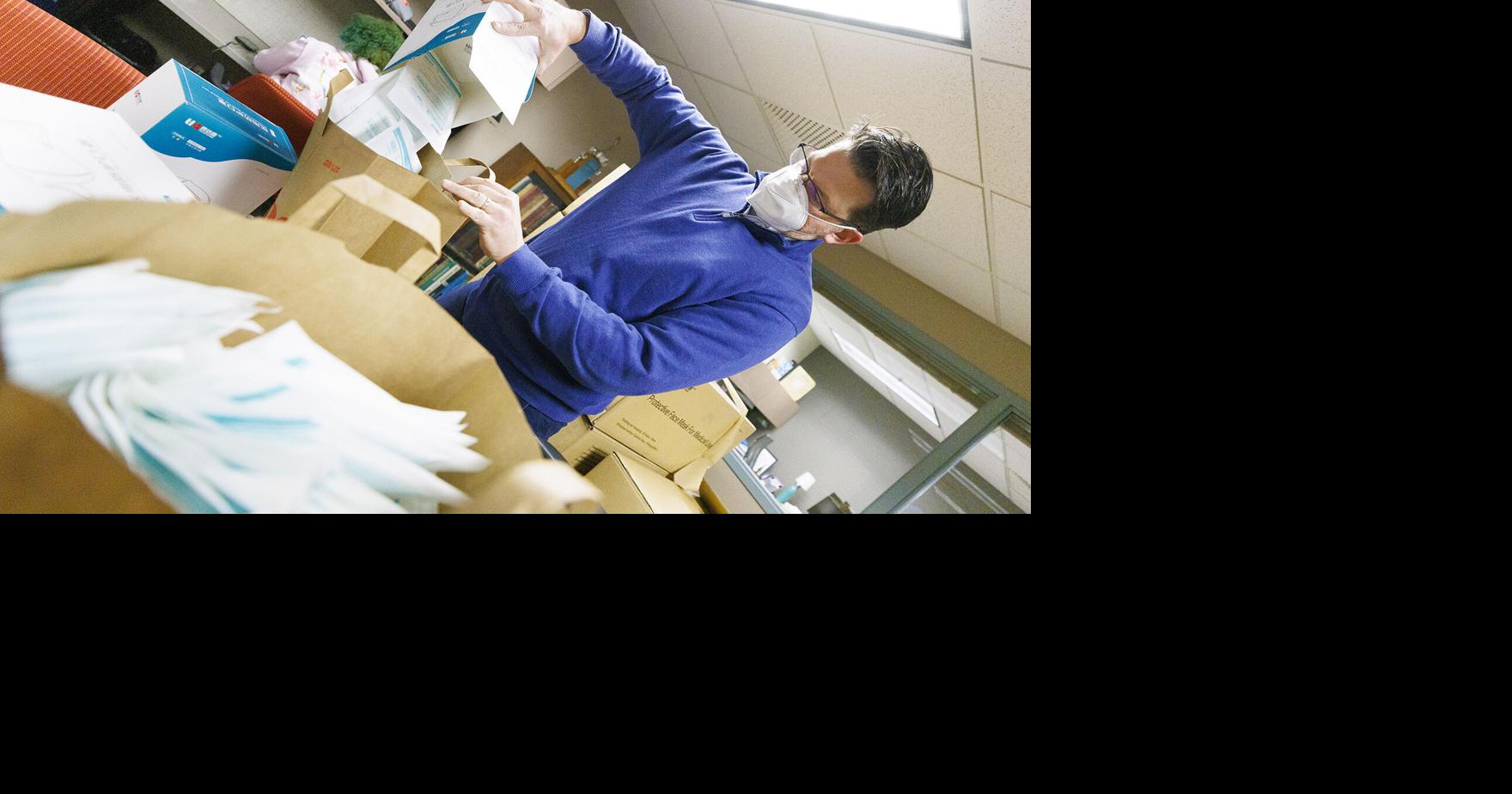 Every UNL student, faculty, staff to receive four free KN95 masks