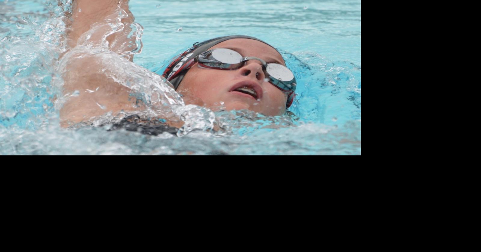 Butterfly sprinter Kennedy Carlson excels for Nebraska Aquatics