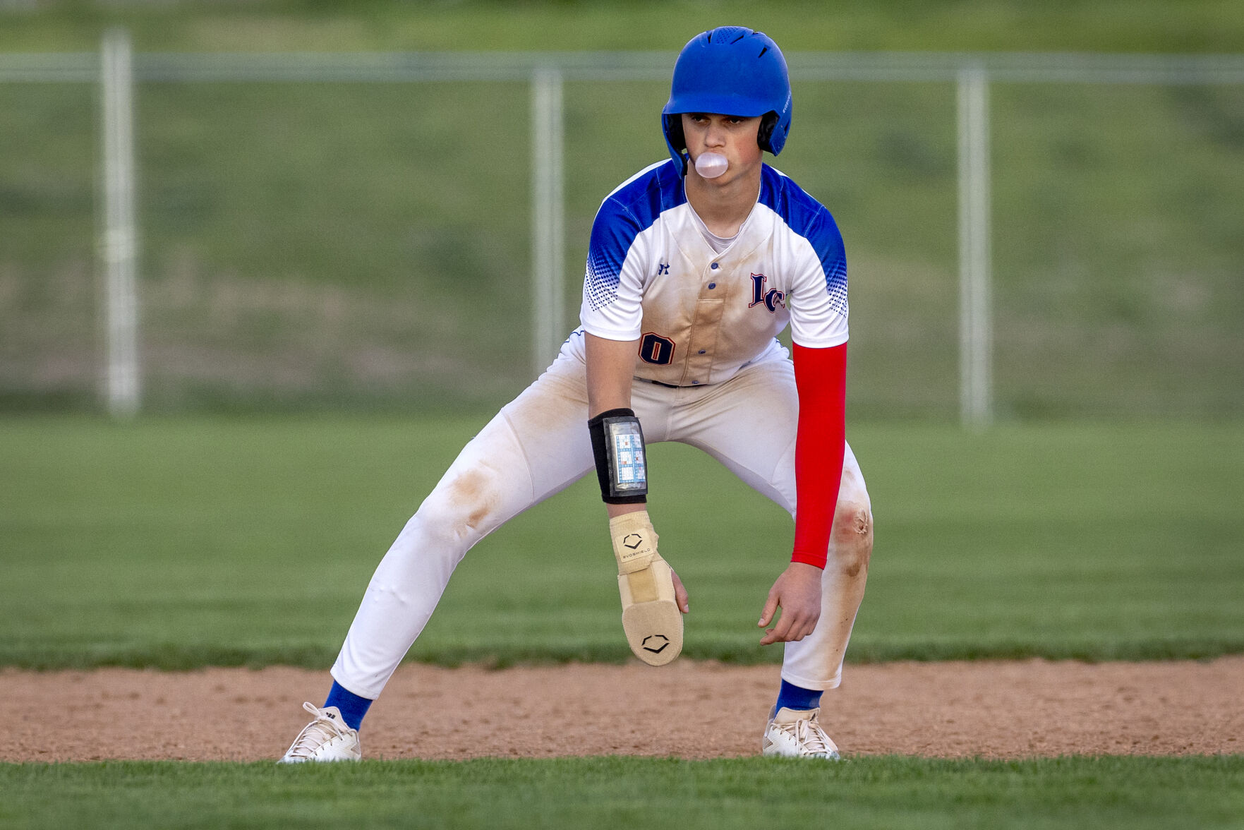 Malcolm takes advantage of strong winds, hits three home runs in win ...