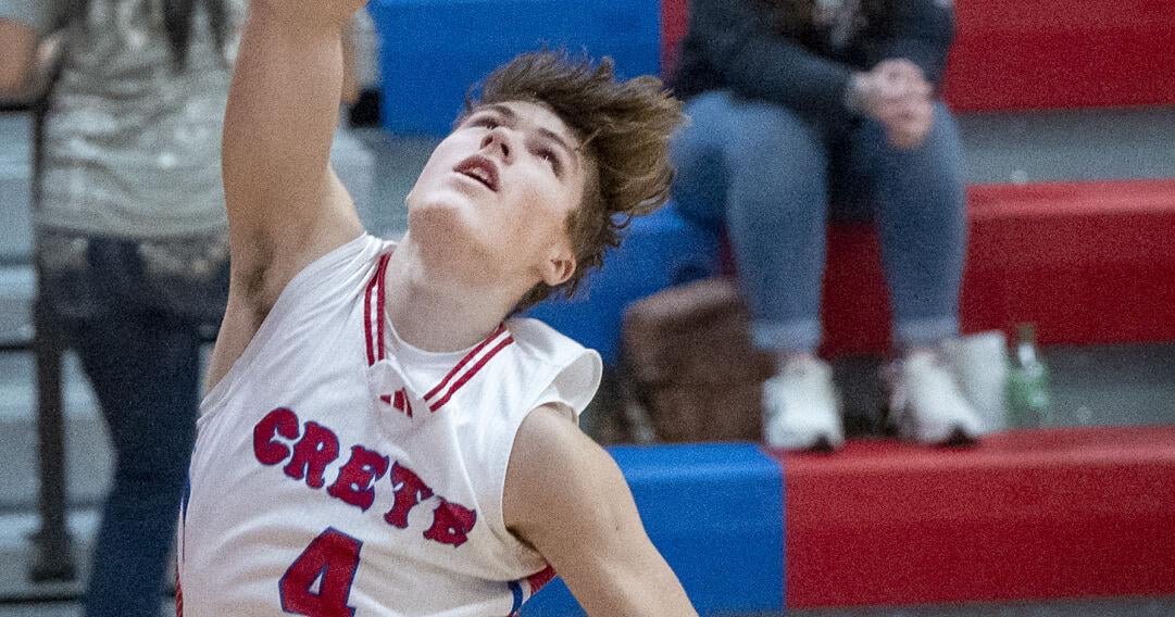 Defenses key on Crete star Carter Rezny, but his all-around game keeps ...