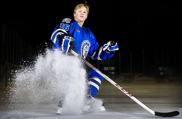 Stars' Hoff makes trek from Oslo, Norway, to Lincoln