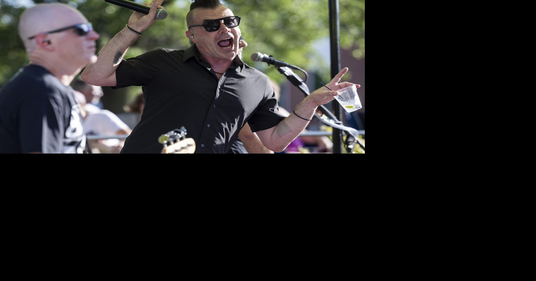 Hundreds attend Bryan Olesen's first Lincoln performance after 'The Voice'