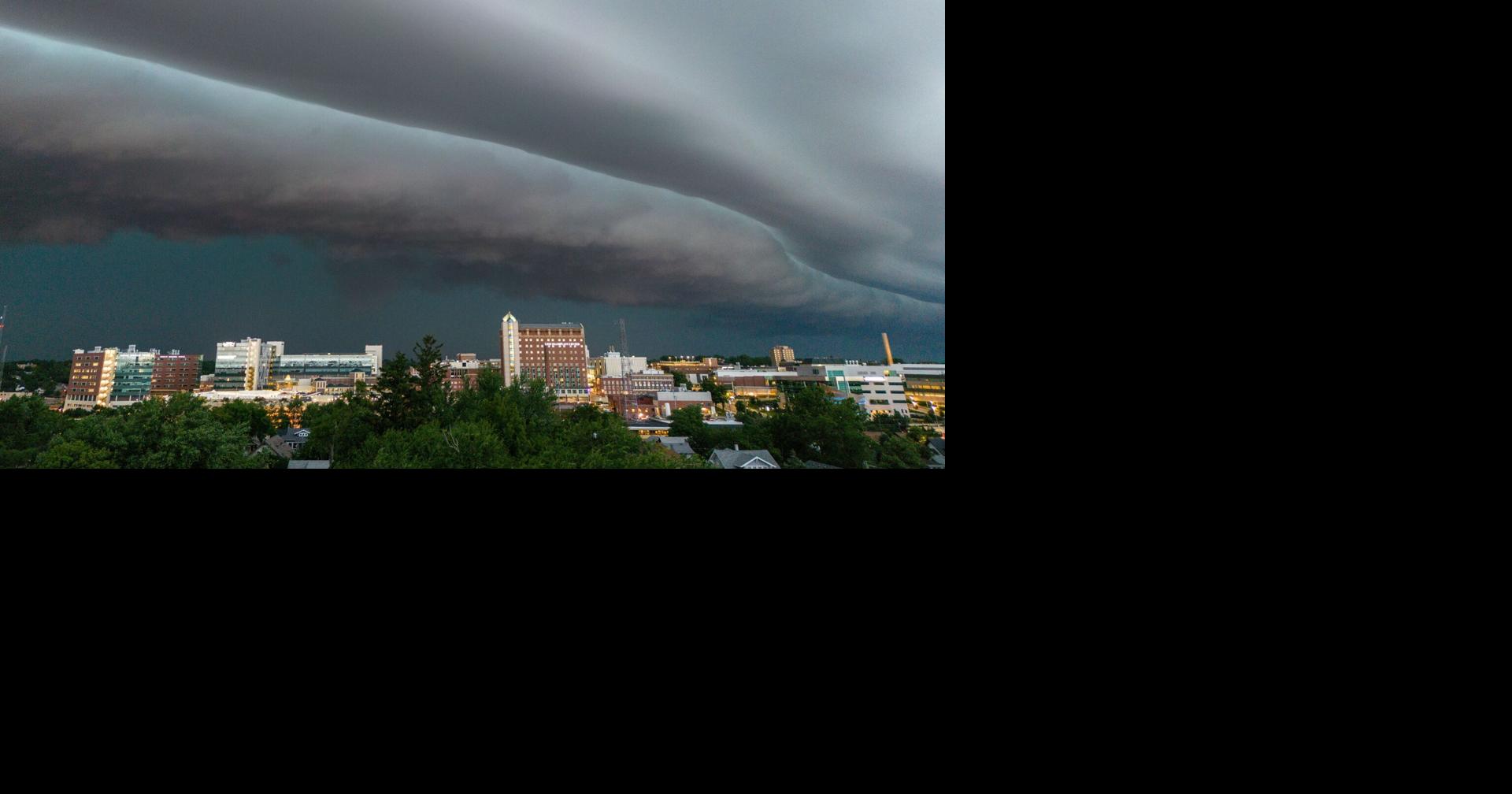 Thousands without power after strong storms in Nebraska