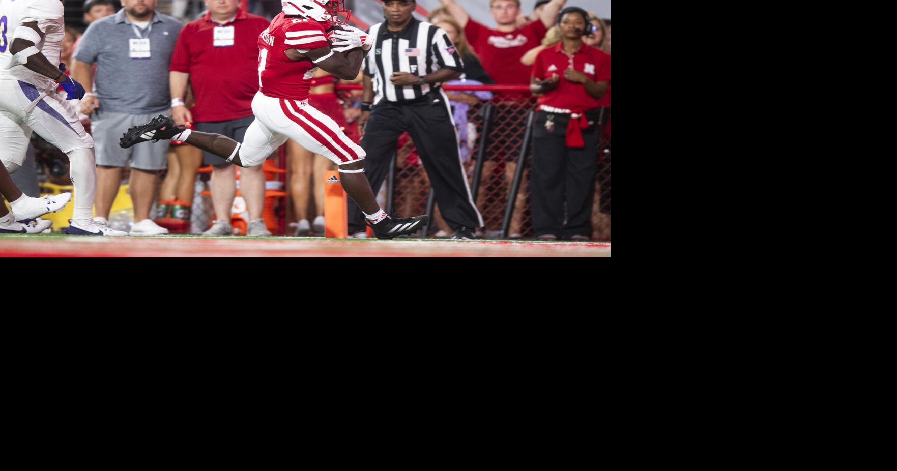 As Nebraska moves up and Illinois enter poll, 400th straight sellout ...